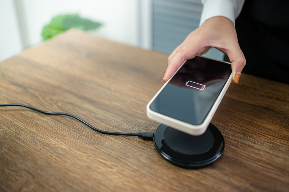 The Pros and Cons of Wireless Charging Technology — RVPBrand